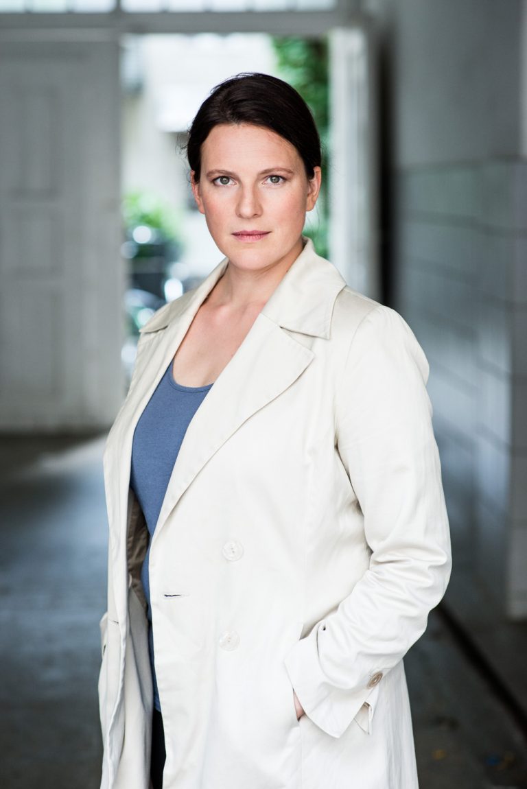 ANNE WEINKNECHT (© Alan Ovaska) - SPIELKIND