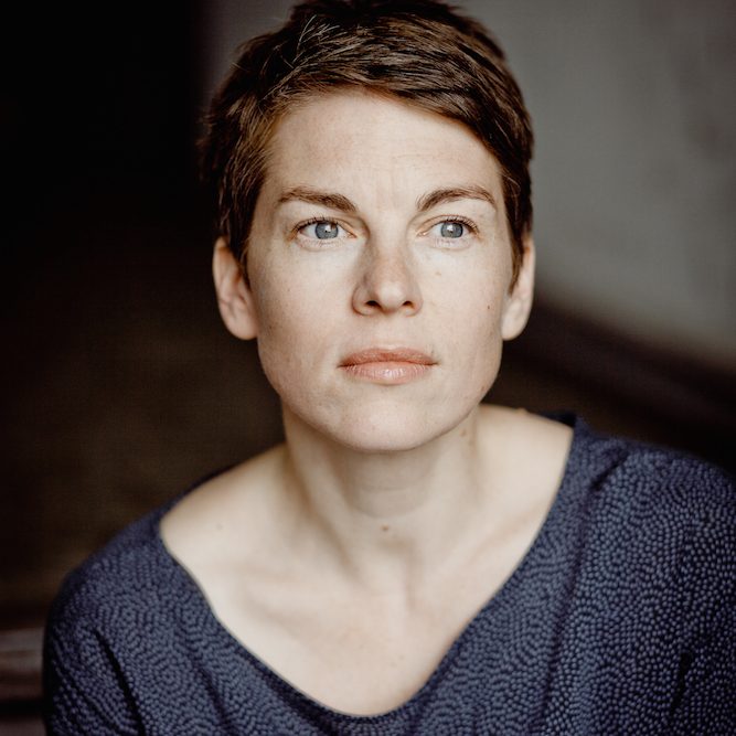 VICTORIA MAYER (© Lena Stahl) - SPIELKIND