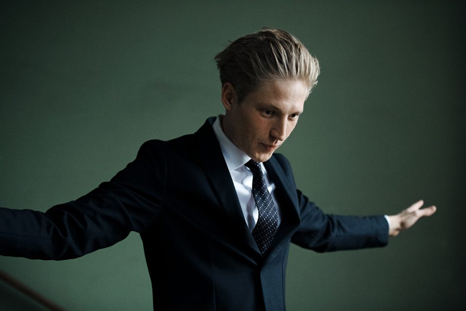 ANTON RUBTSOV (© Jeanne Degraa) - SPIELKIND