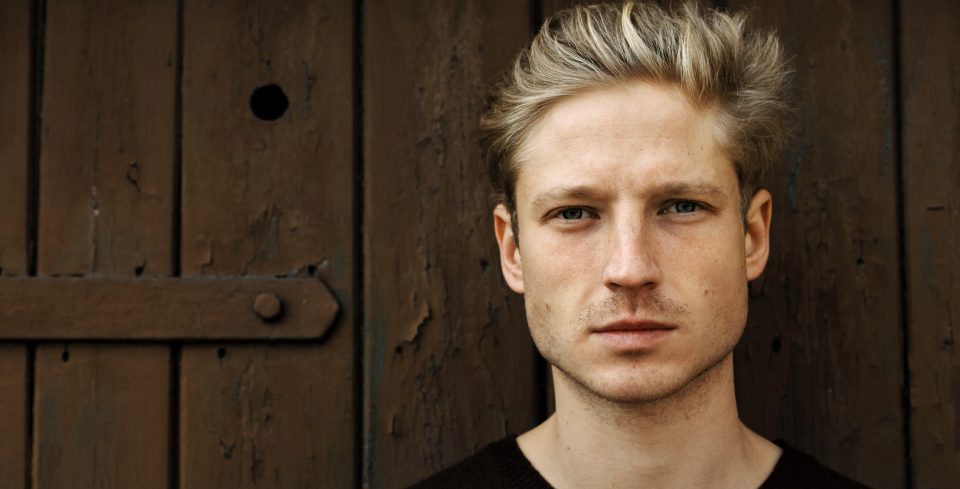 ANTON RUBTSOV (© Jeanne Degraa) - SPIELKIND