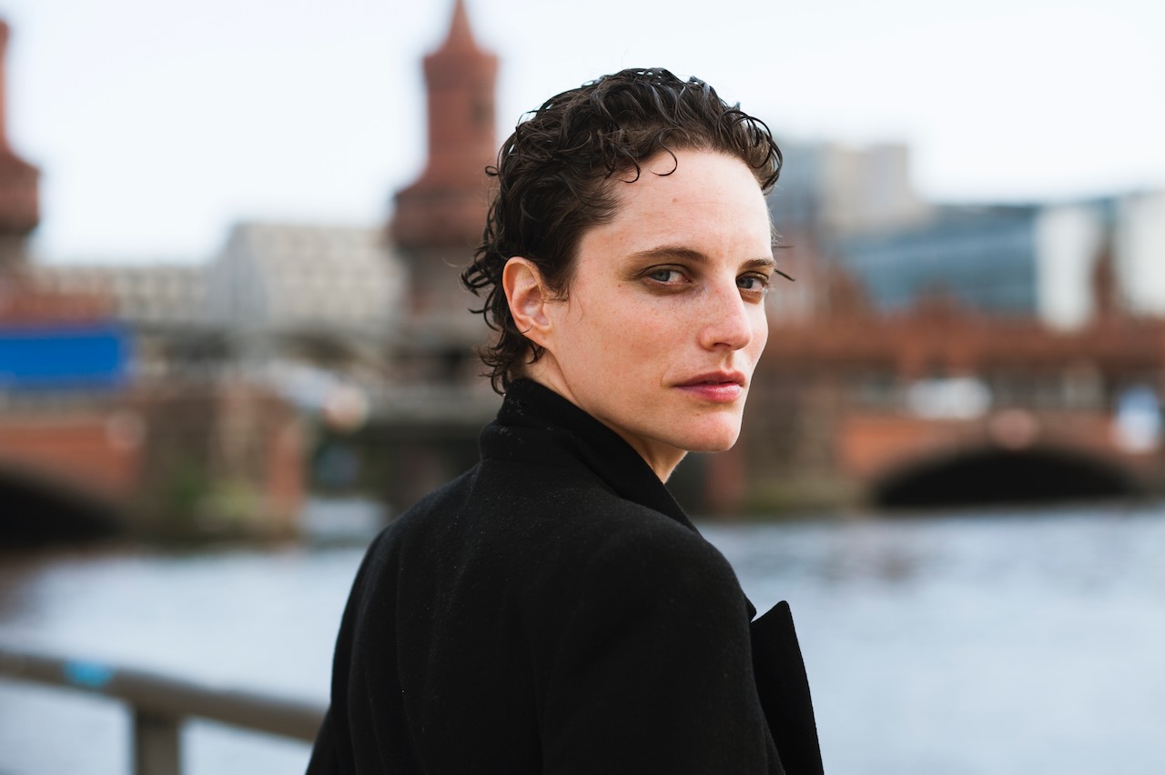 sophiehutter21-lindarosasaal - SPIELKIND